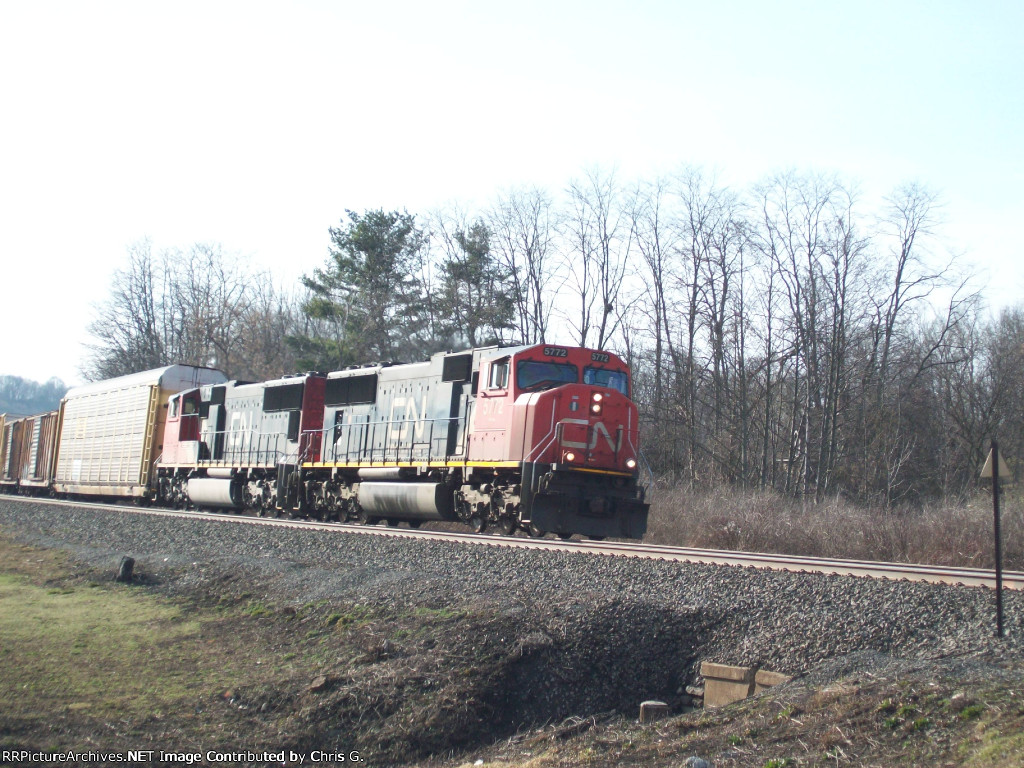 CN 5772 and CN 5763 Lead CSX Q620